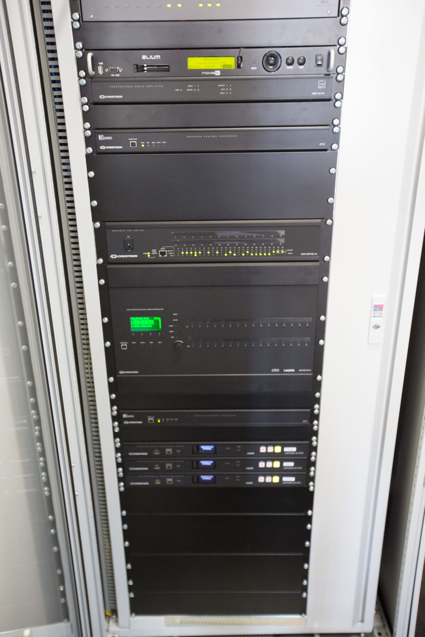 Installation Medientechnik - KS-Showtechnik